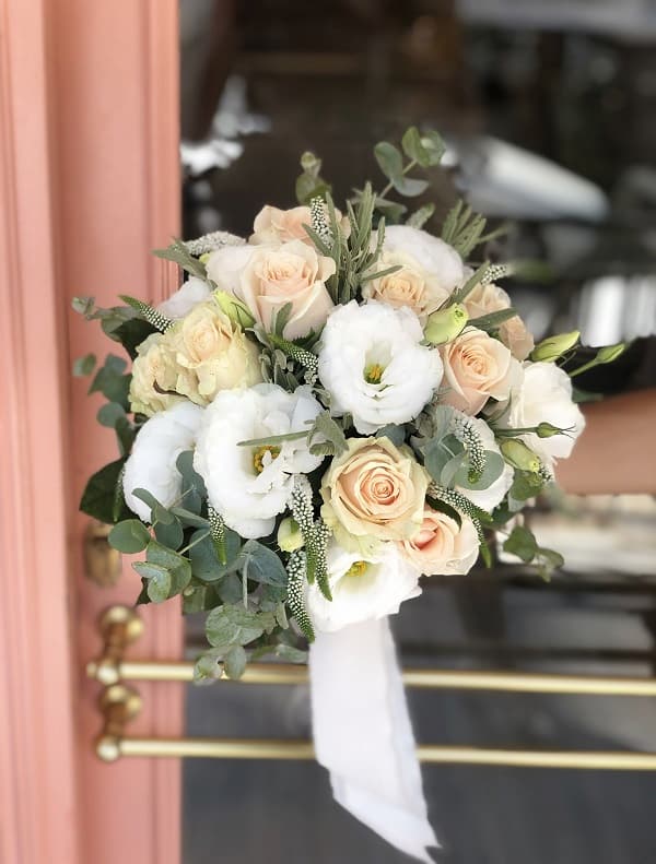 Gelin Çiçeği Seçimi Nasıl Yapılır? Nasıl Olmalı? | Wish Flowers & Design Gelin Çiçeği Seçimi Nasıl Yapılır? Nasıl Olmalı? | Wish Flowers & Design